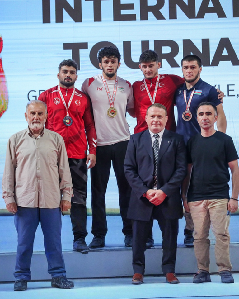 8 Medals at the Memorial Tournament - Wrestling Federation